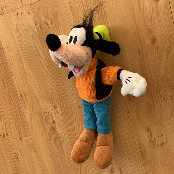 Disney | Toys | Disney Goofy Stuffed Animal | Poshmark
